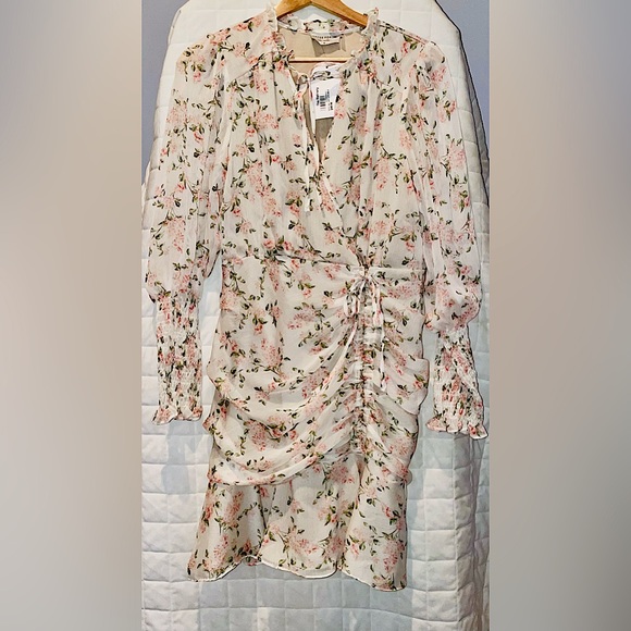 Dress Forum | Dresses | New With Tags Floral Mini Dress | Poshmark